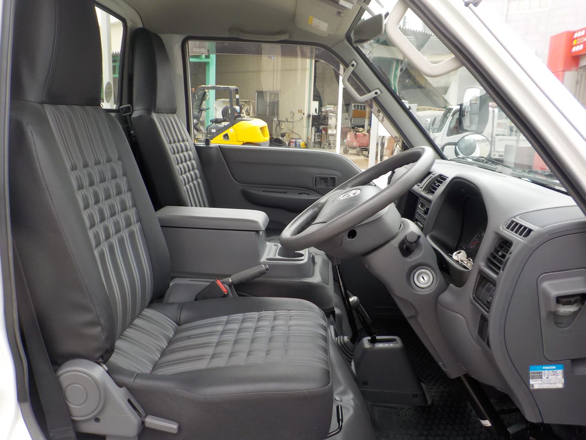 R1年 ボンゴ4WD 新品タツノ950Lタンクローリー | オートガレージタカハシ