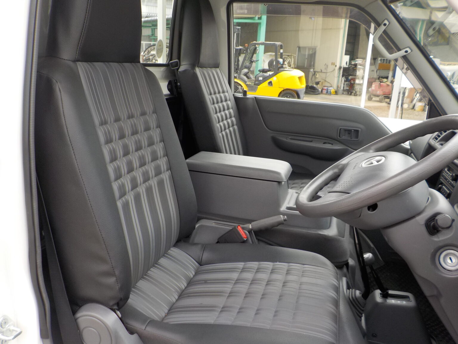 R1年 ボンゴ4WD 新品タツノ950Lタンクローリー | オートガレージタカハシ